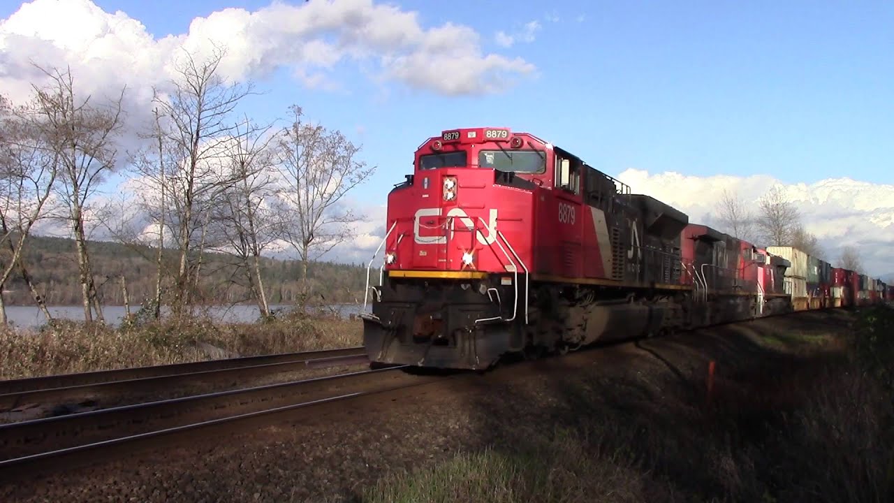The wait pays off! CN 2712 w/Very odd Horn + More - YouTube