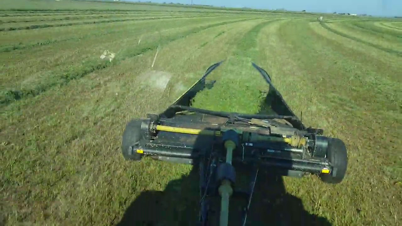 DB1667 Ag Shield ReCon 300 Hay conditioner - YouTube