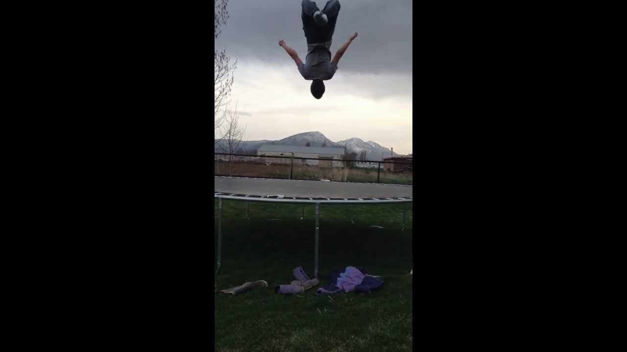 Trampoline skills #1 - YouTube