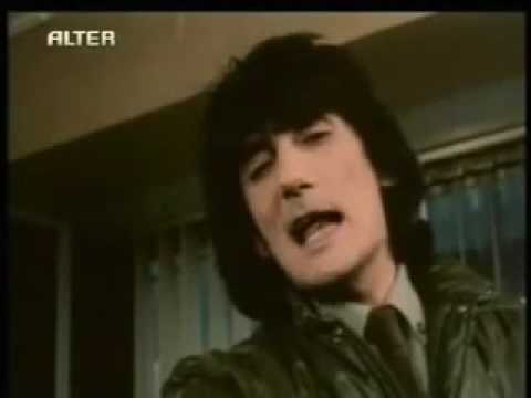 ΤΡΕΛΟΣ ΕΙΜΑΙ ΟΤΙ ΘΕΛΩ ΚΑΝΩ....ΜΠΟΥΚΟΥΛΑΣ - YouTube