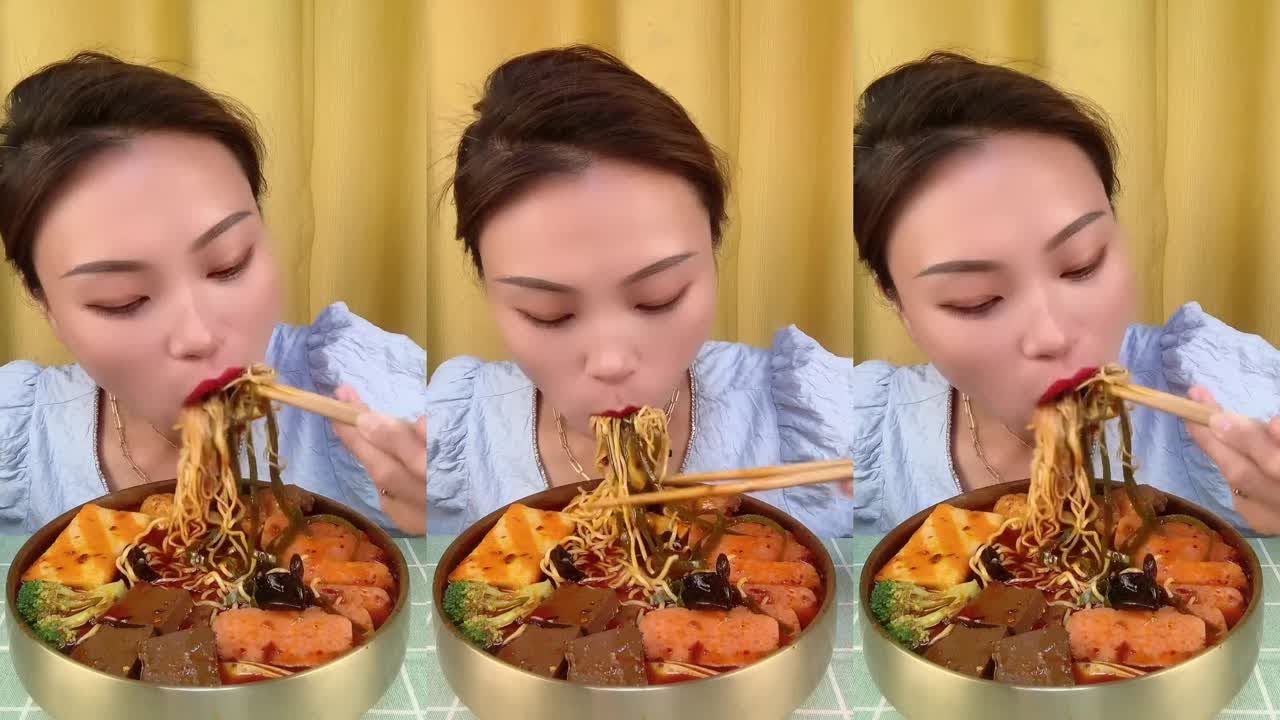 ASMR MUKBANG Pretty Hot, Seasoned Chicken, Cheese Kimchi Kimbap, fried ...