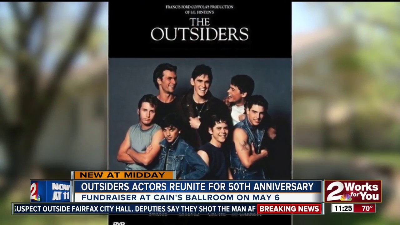 The Outsiders actors C. Thomas Howell, Ralph Macchio, others reunite ...