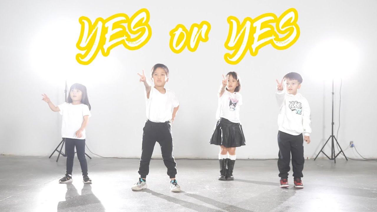 TWICE - YES or YES / Student Dance Practice by DE Dance Club - YouTube