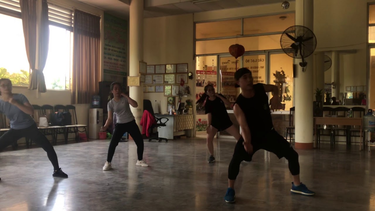 Body combat 82 - track 1 - YouTube