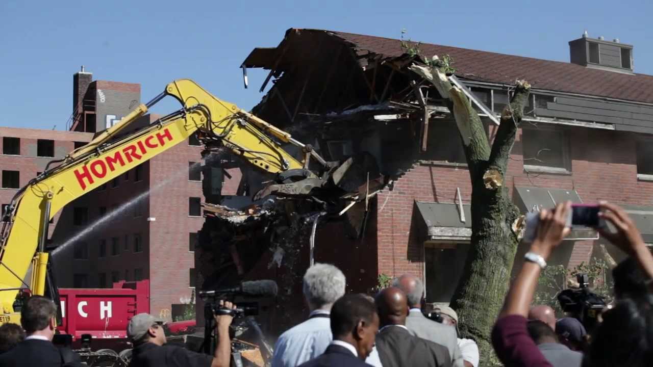 Start of Brewster Douglass Housing Projects Demolition in Detroit - 8/4 ...