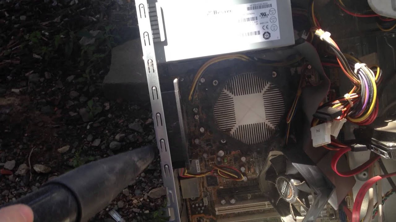 One of the Dirtiest PCs I’ve Ever Cleaned - YouTube