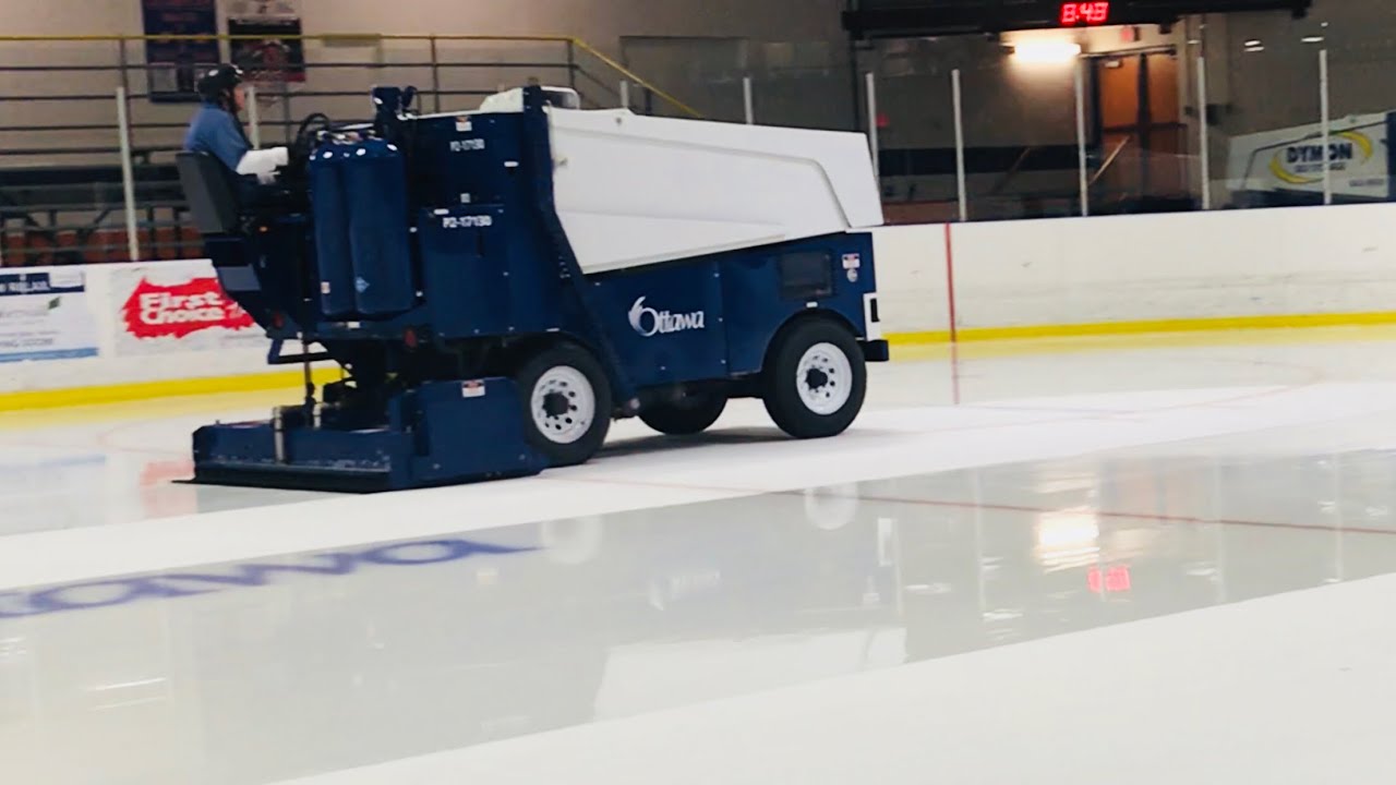 Zamboni doing flood - YouTube