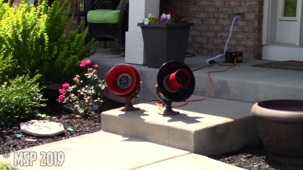 Federal Signal Model D & J July 4th Test | 2X Alert Blasts & Distance ...