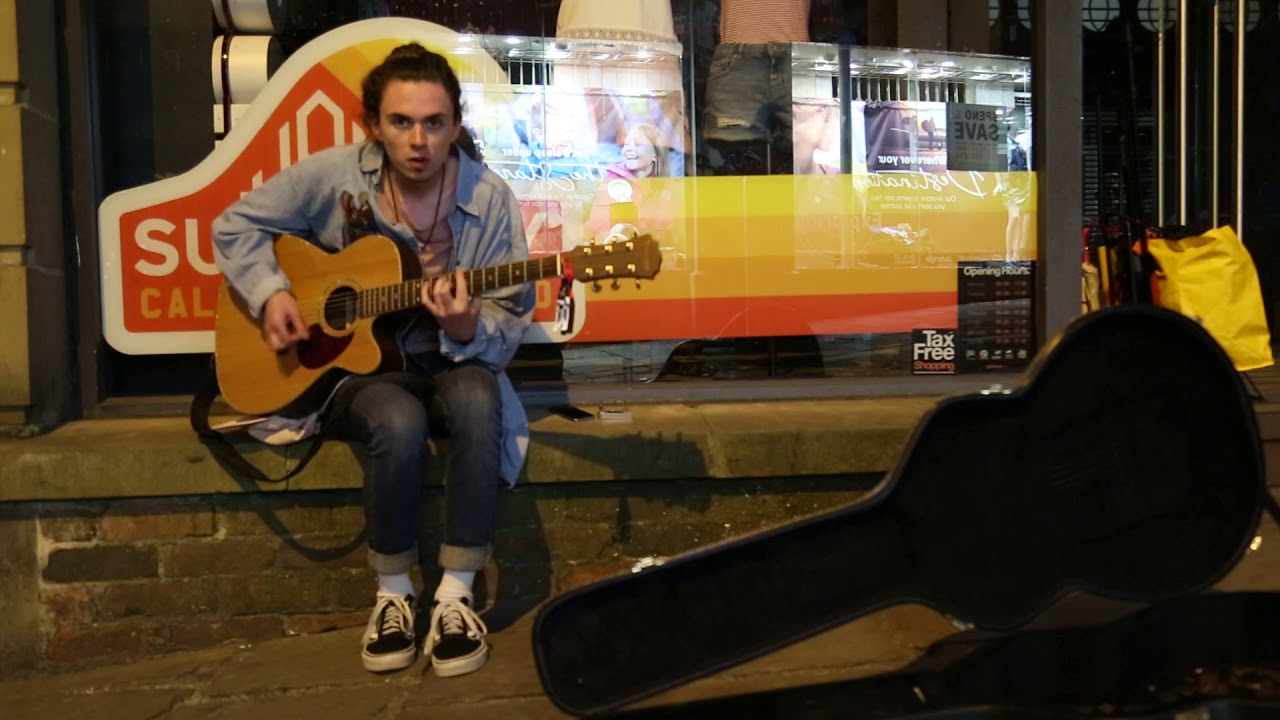 acoustic singer Joe Treacy busking in Durham - YouTube