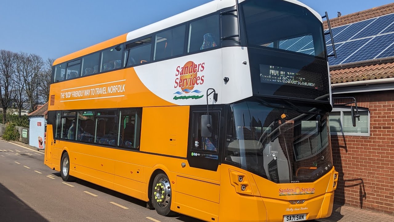 Sanders Coaches 125 - YouTube