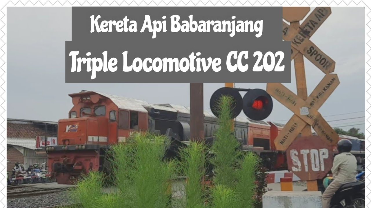 Triple Locomotive CC 202 Kereta Api Babaranjang 60 gerbong....Mantaps ...