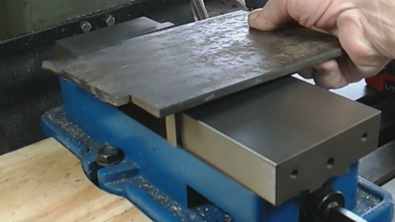 Two piece mill table vice. (My Version) - YouTube