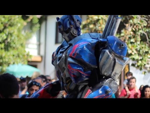 Real Life Optimus Prime - YouTube