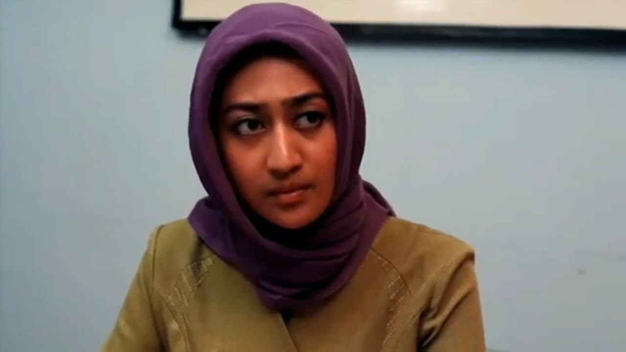 AKTING ANDRI SOFIAN HS DI FILM LASKAR ANAK PULAU - BATAM 2011 - YouTube