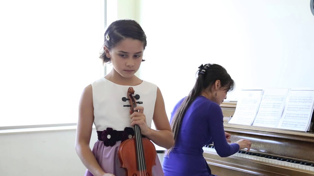 Maya Arroyo: Concerto No. 2 in G Major, Op 13, 3rd Movement: F. Seitz ...