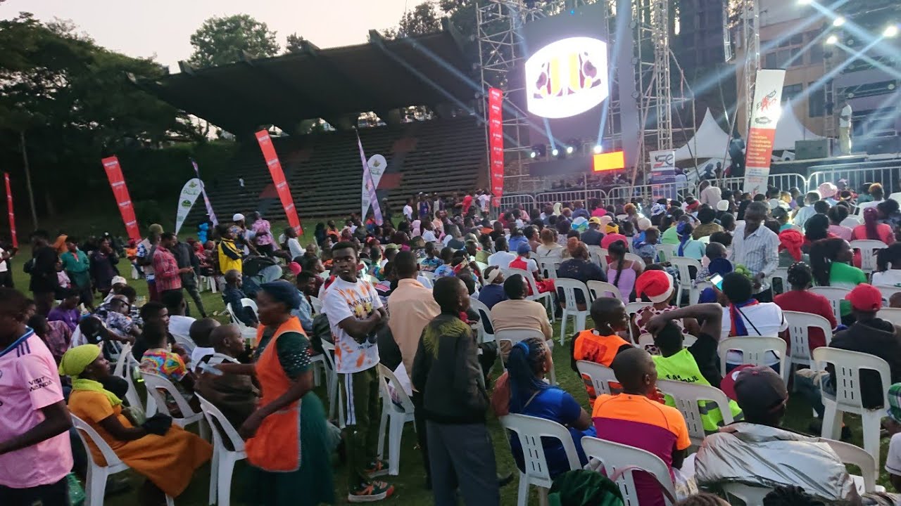 🔴LIVE: Salongo Siraje live in Nalu Nalu concert - YouTube