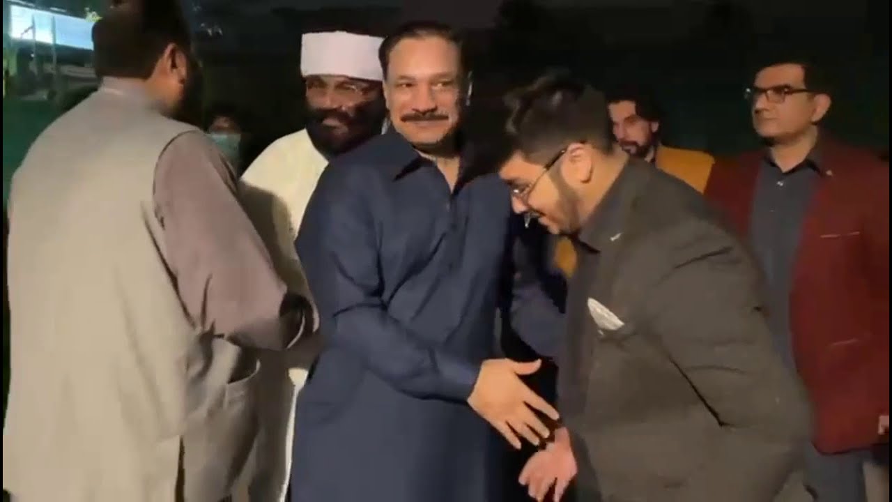 Dabangg Entry Abid Boxer - YouTube