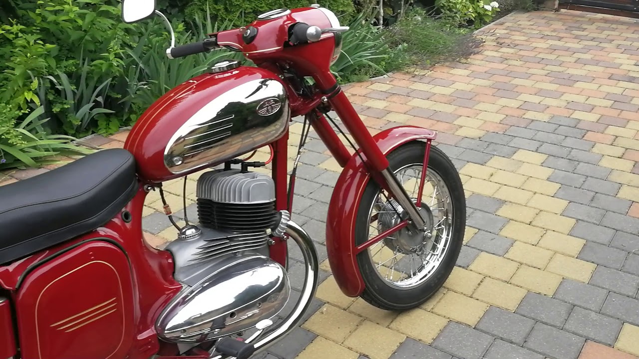 Jawa 350/360 1973 - YouTube