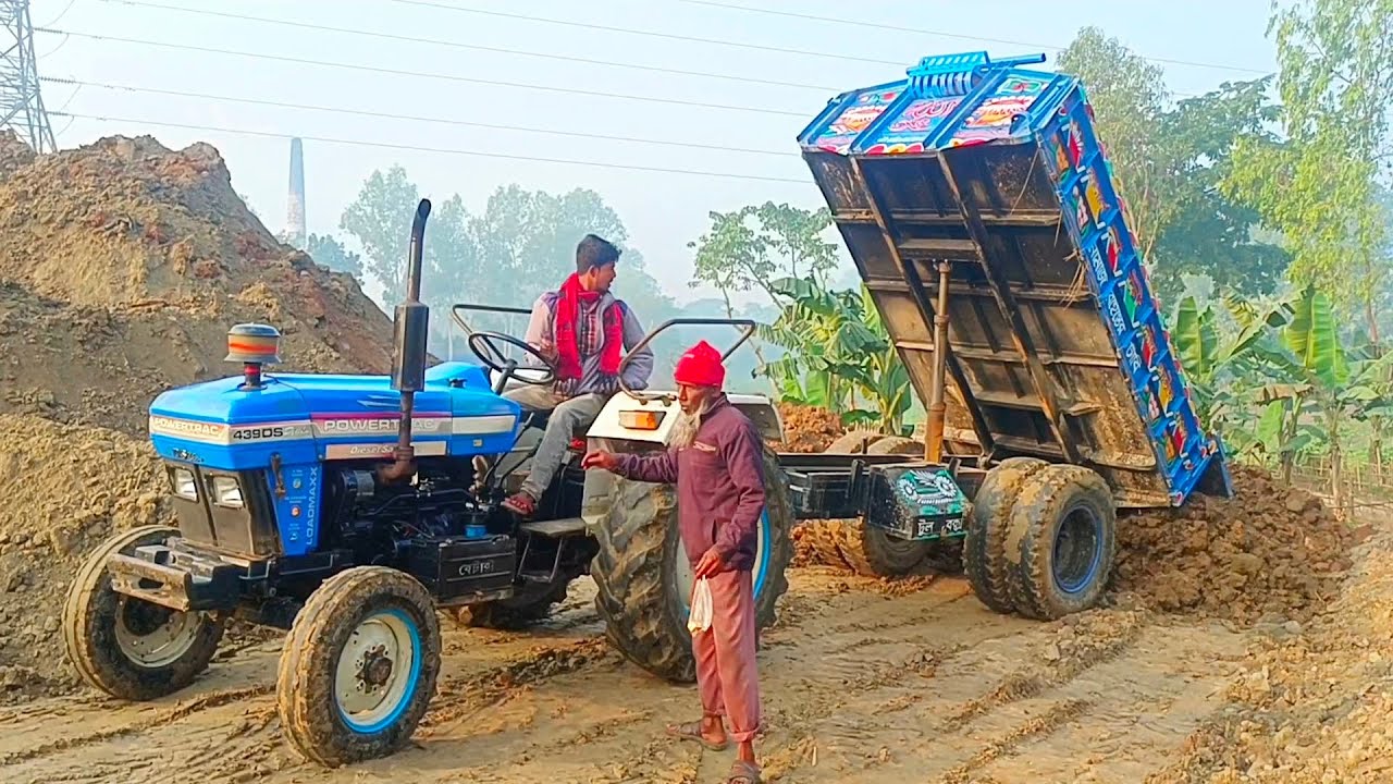 Soil Loading And Unloading Video By Powertrac 60 Tractors Digital ...