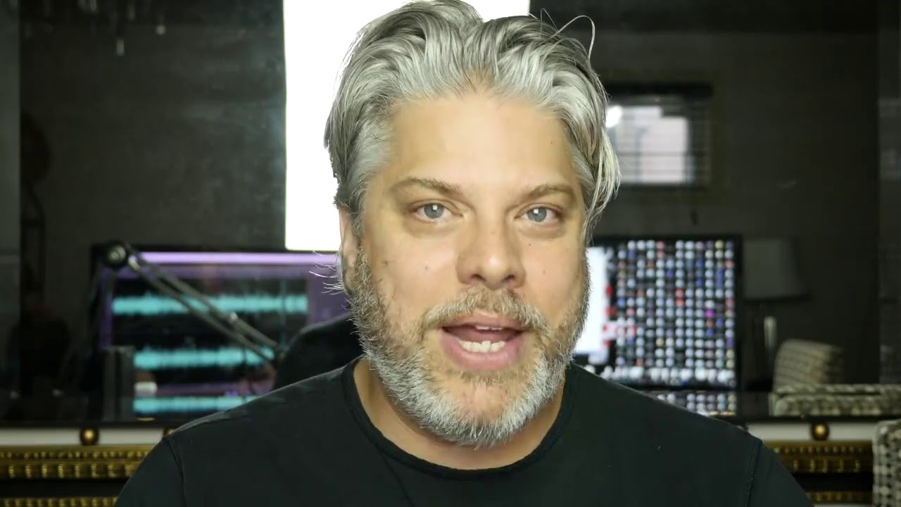 Stu Pitt fait la promotion de la Meute - YouTube