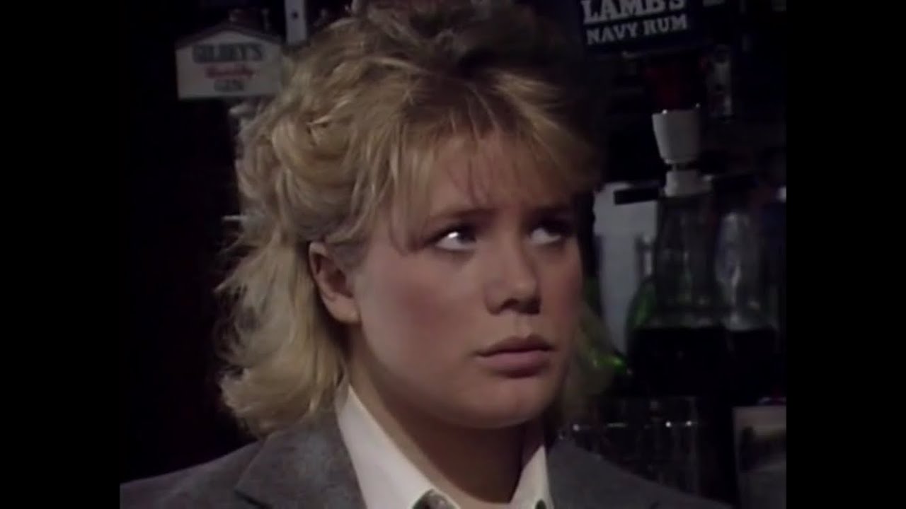 Sharon Watts - 17th September 1985 Part 3 Eastenders - YouTube