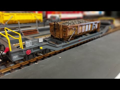Bauzug der Rhb mit Container Wagen aus dem 3D Drucker für LGB .