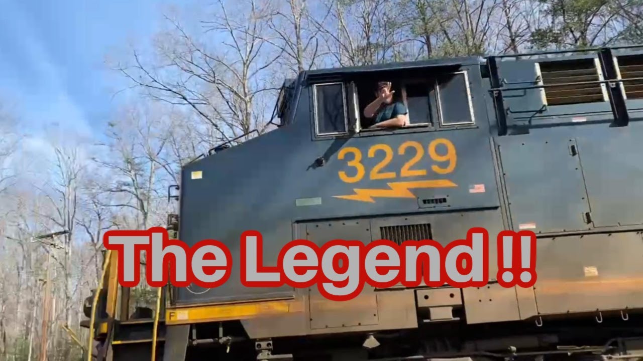 A five CSX train day! Andy-ran-Dandy on a work train, and a bottle of ...