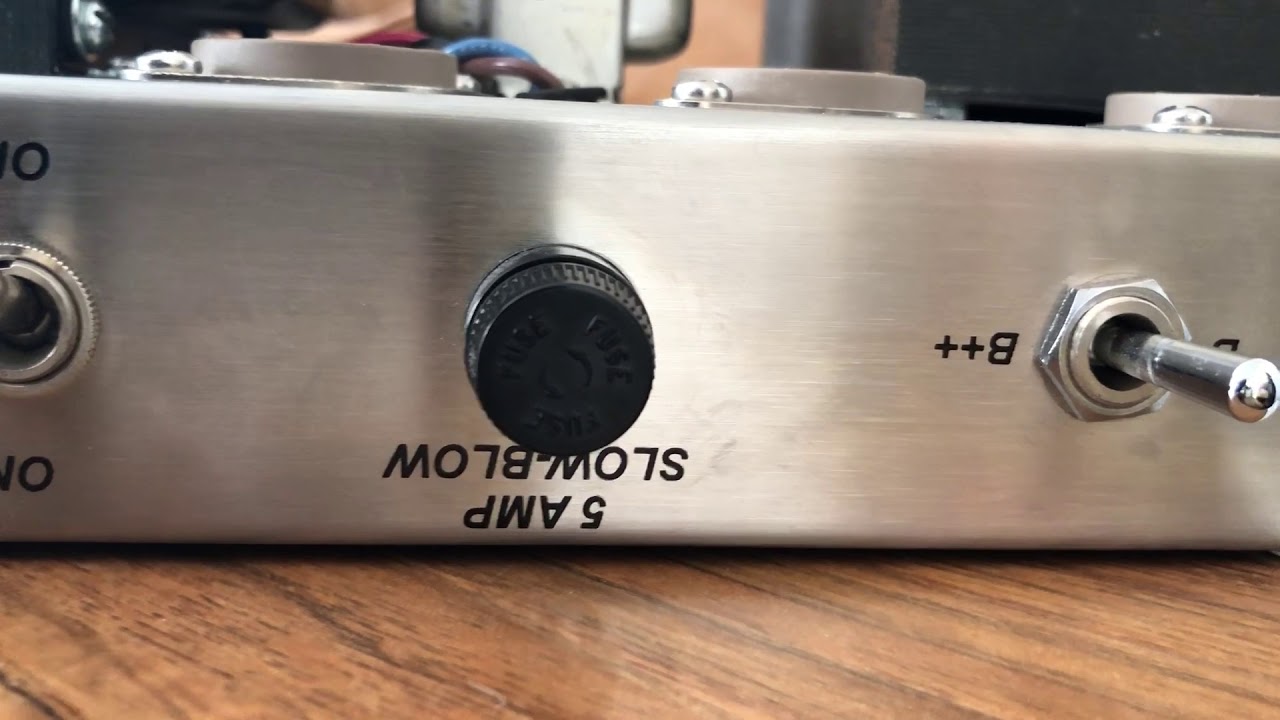 Alessandro 1/2AZZ AZZ guitar tube amp 2 - YouTube