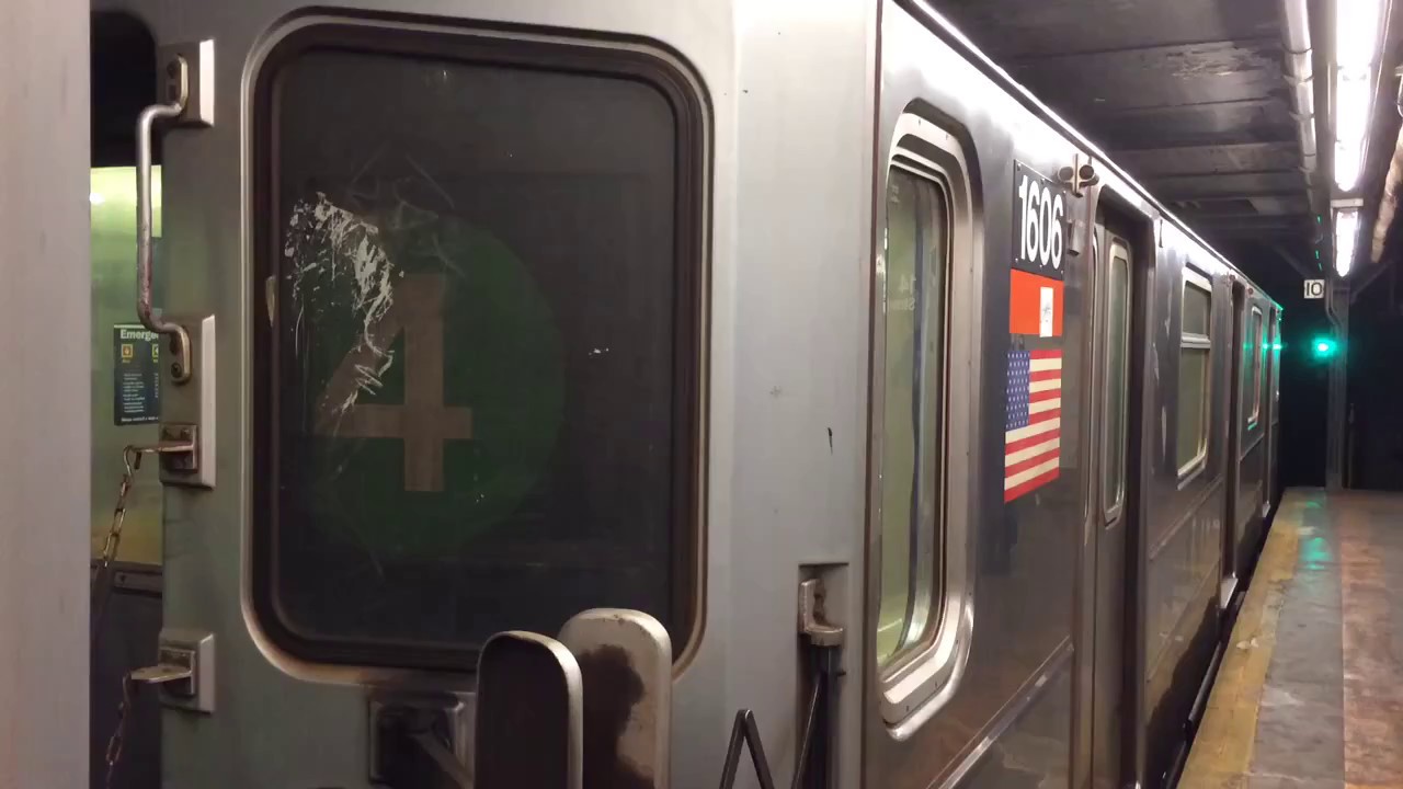 R62 3 train W/ "(4)" Train roll sign - YouTube
