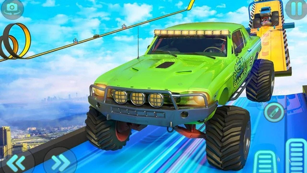Big Wheels Green Off Road Monster Truck on RAMP - Extreme Monster Truck ...