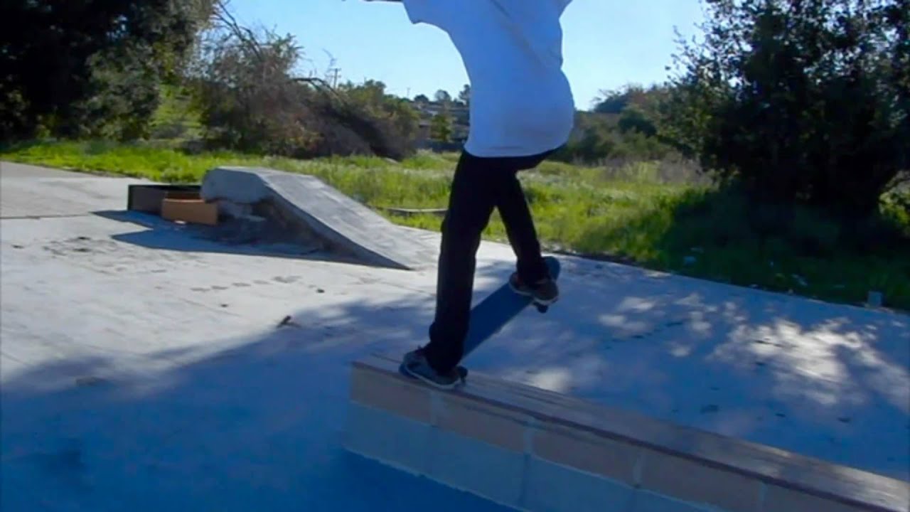 Noseblunt Slide [Slow-Motion] - YouTube