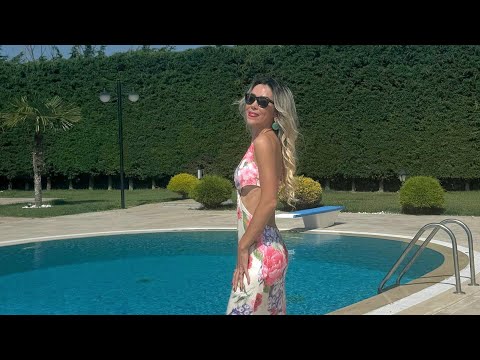 Emel Yasemin - YALNIZIM  ( Official Video )#model #beauty #music #müzik #netdmüzik #hairstyle#keşfet