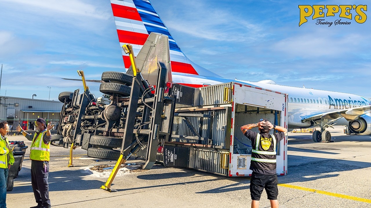 Plane Crashes into Box Truck at LAX - YouTube