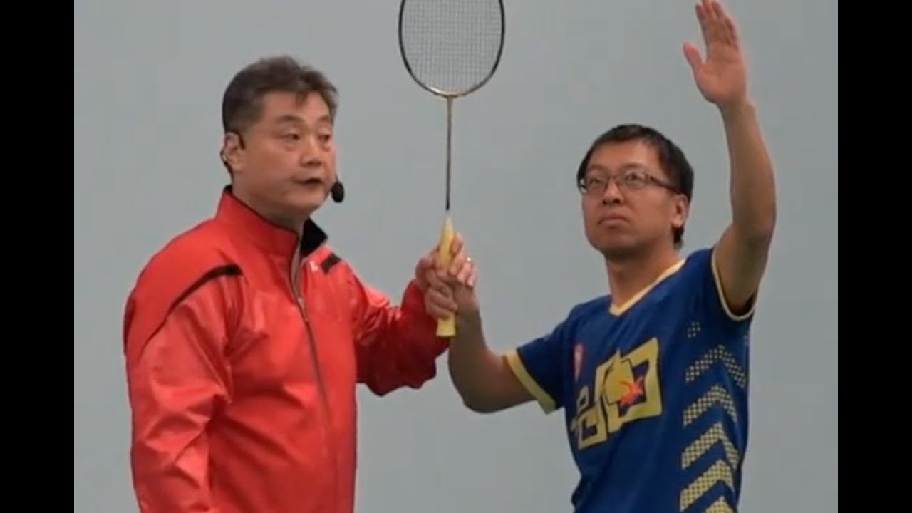 Course 2. Forehand Clear-Lesson 11. How to teach the right hitting ...