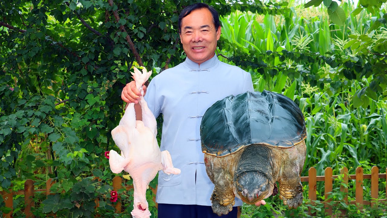 Giant Snapping Turtle & Chicken Roasted in Leaves and Clay — Incredibly ...