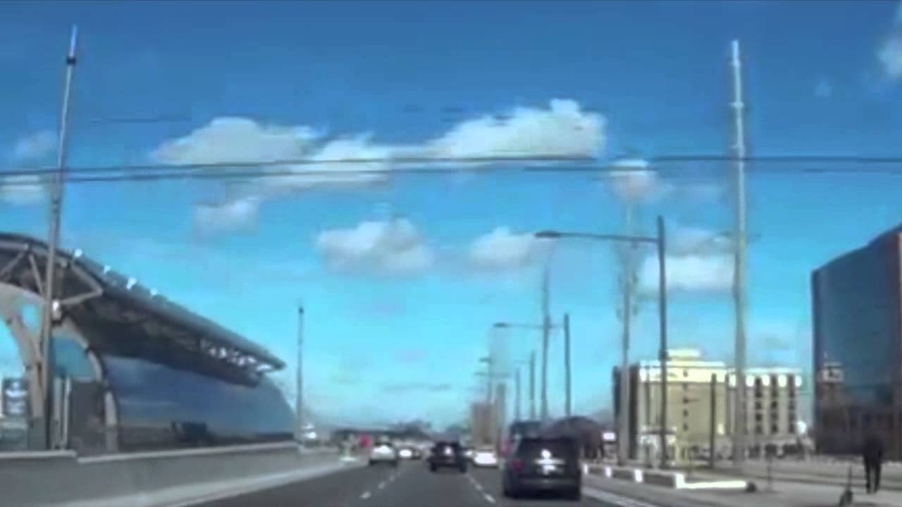 Another close up of the meteor over Toronto, Ontario, Canada - YouTube