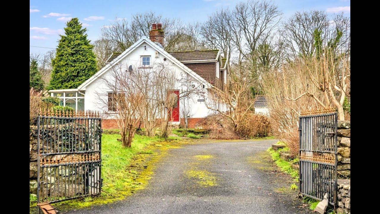 Video Tour of Brookside, Mill Lane, Govilon, Abergavenny. - YouTube