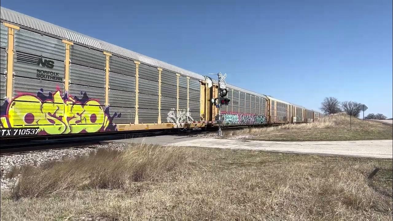 UP #8023 leads Westbound Manifest through Preble, TX - YouTube