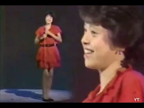 真鍋ちえみ (Chiemi Manabe) - ロマンティックしましょう /live 1982 - YouTube