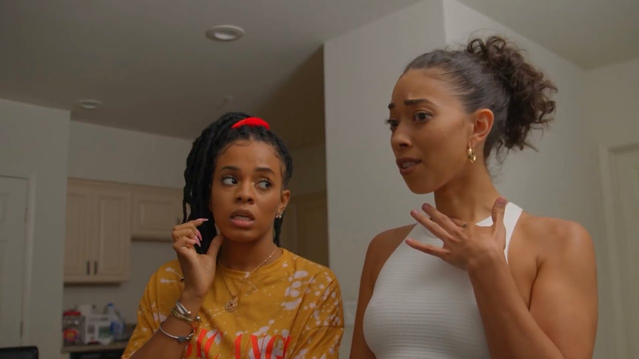 Slouch Neck 🤷🏽‍♀️😂 - YouTube