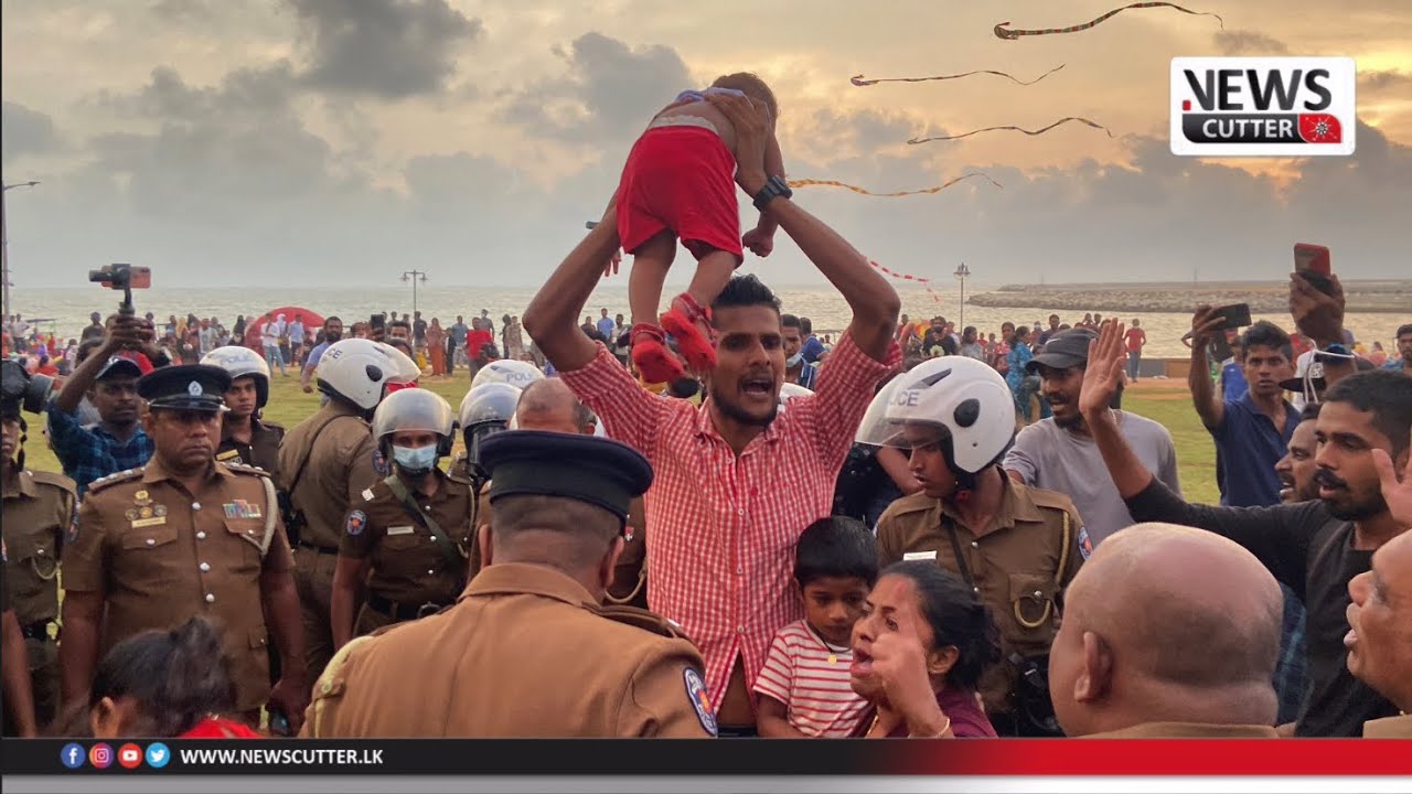 Tense situation reported at Galle Face - YouTube