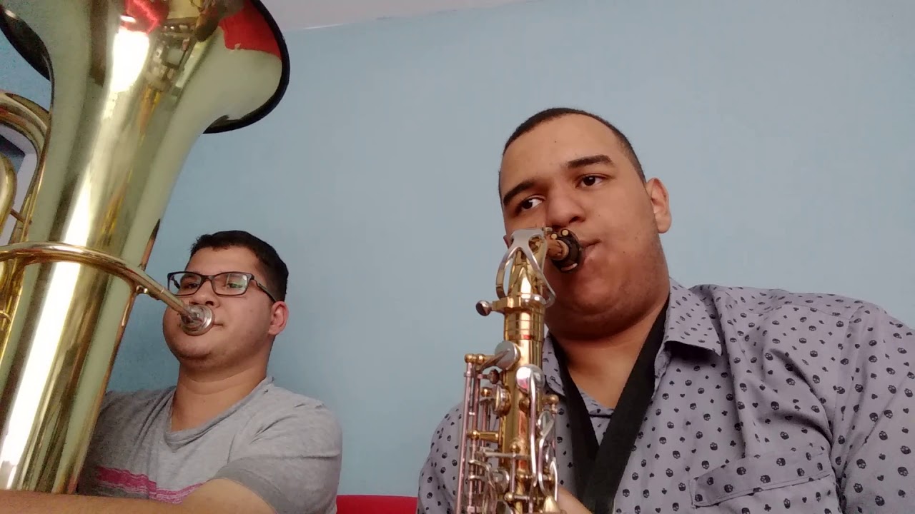Sax alto e tuba hino247 - YouTube