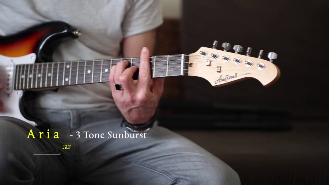 Aria STG MINI 3TS Electric Guitar - YouTube