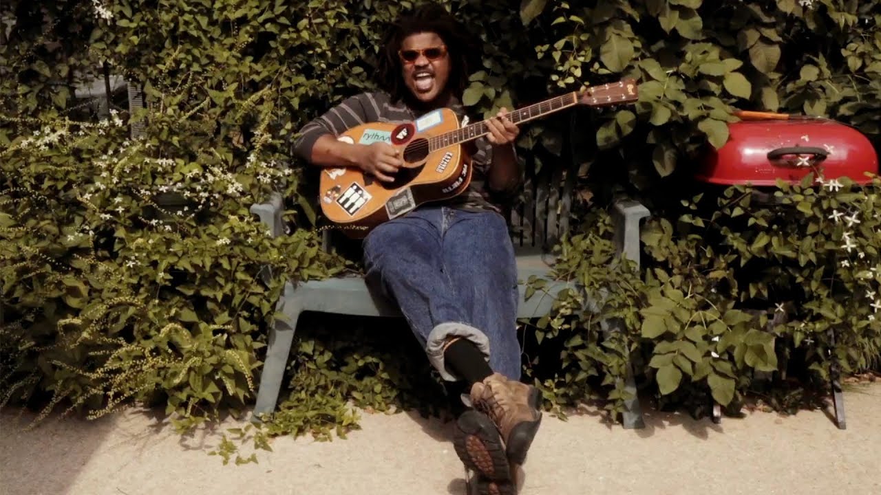 Wyatt Waddell - I Saw The Light (Official Video) - YouTube