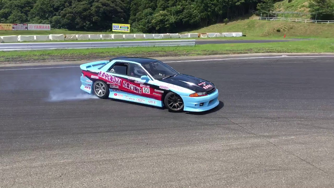 HCR32 ドリフト - YouTube