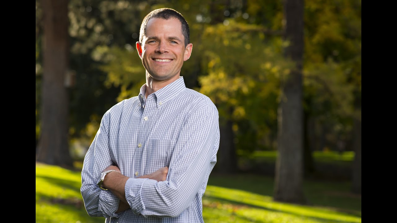 Brian DeBels, Senior Client Advisor, Director of Investment Research ...