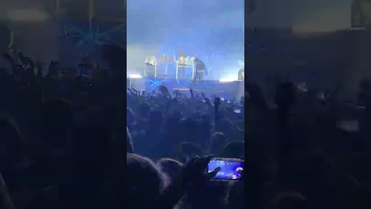 shadow Moses - Bring me the horizon live - YouTube