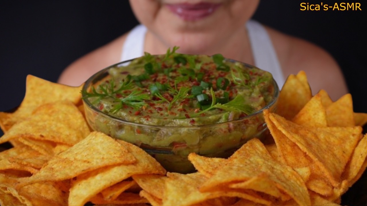 ASMR CRISPY NACHOS WITH GUACAMOLE🥑 (EATING SOUNDS) No Talking | Sica's ...