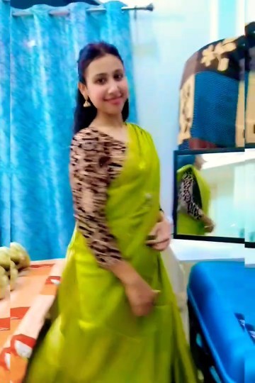 Mehndi looks sharee 💚🧿💚 - YouTube