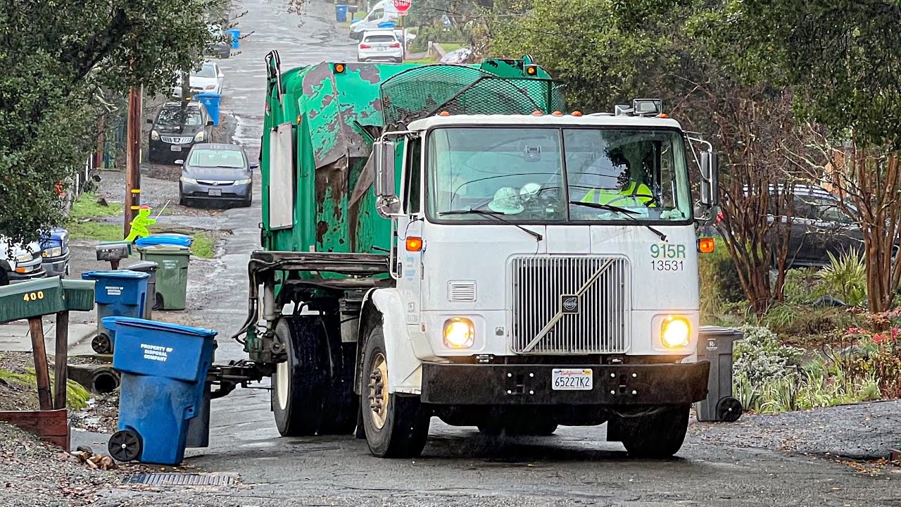 Ex-Waste Management - Volvo WX42 Heil Split Mini Rapid Rail Garbage ...